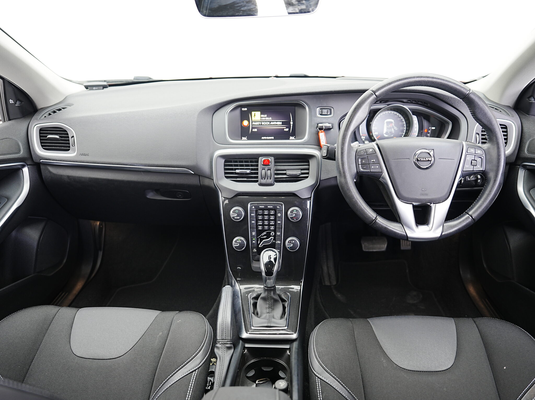 VOLVO V40 （MB型）のよくある故障事例とは？！ - 岡山で外車・輸入車のことなら中四国最大級のCARAD（カラッド）